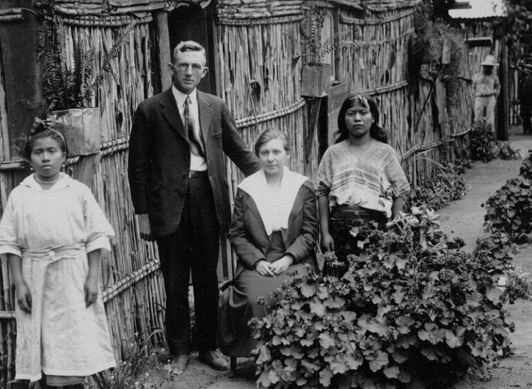 La Historia de Cameron Townsend – Traducción Bíblica